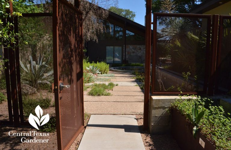 Design it your way: Austin Garden Conservancy tour | Central Texas Gardener